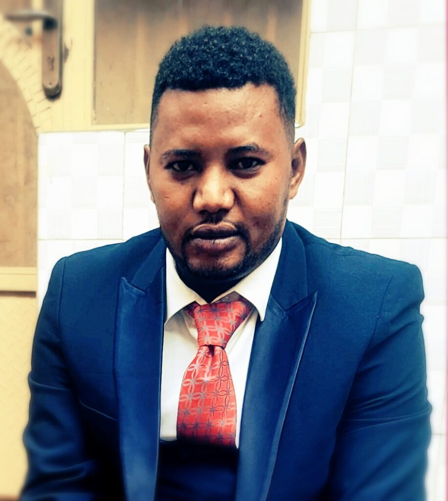Élections 2023 : 10 choses à savoir sur La Vie Atafo Waro candidat ...